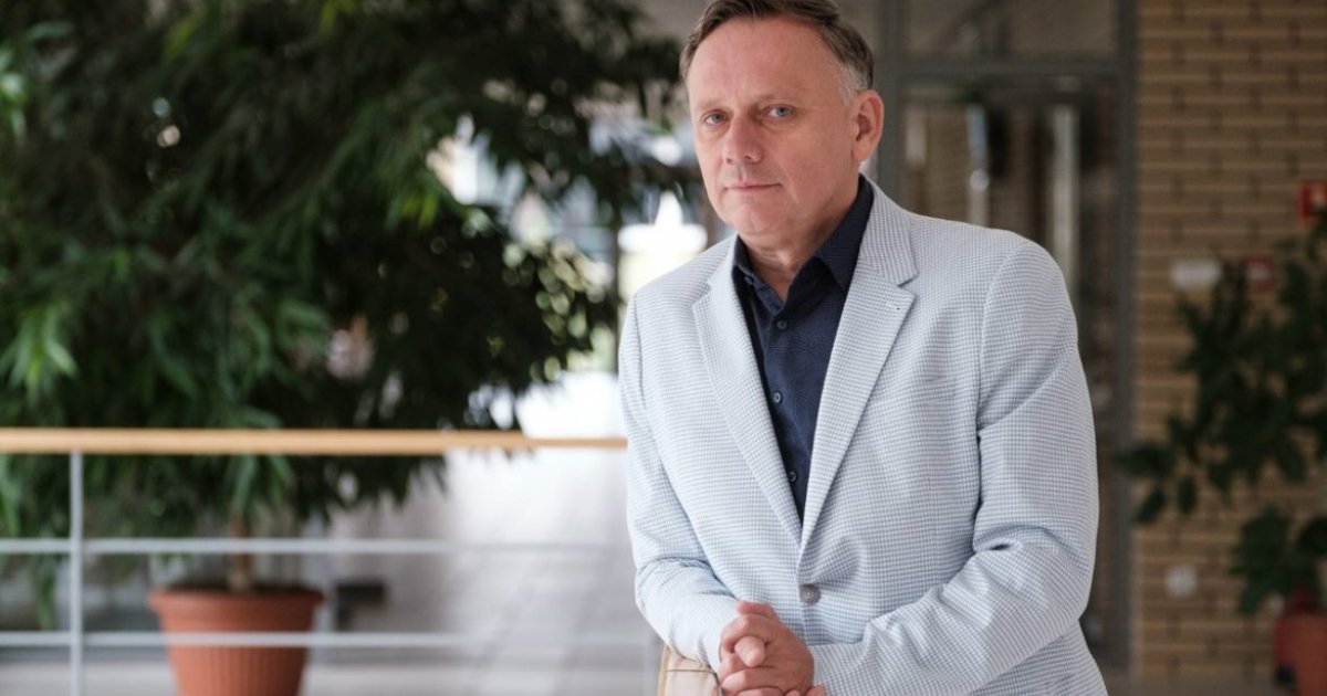 Prof. Maciej Walkowski. Niepewna przyszłość świata